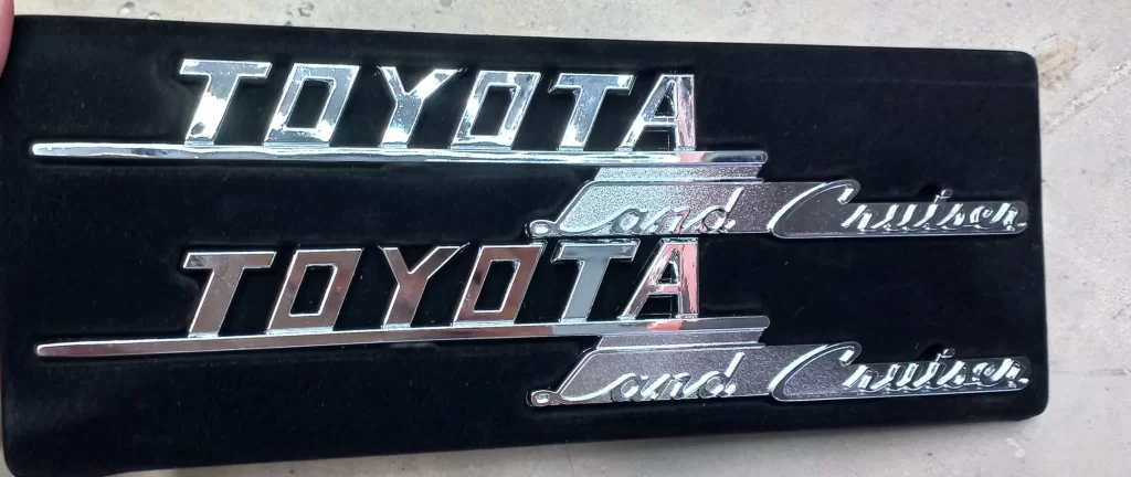 Toyota Land Cruiser badge (Set) Chrome - Revolution 4x4
